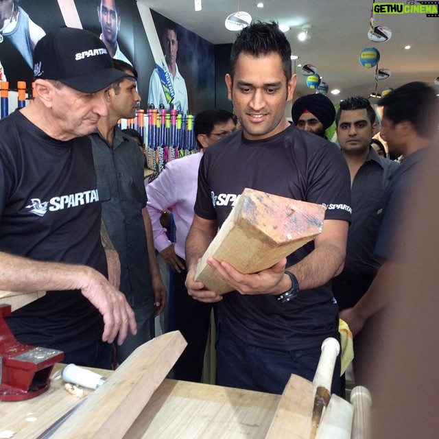 Mahendra Singh Dhoni Instagram – That’s where a bat is hidden, trying ...