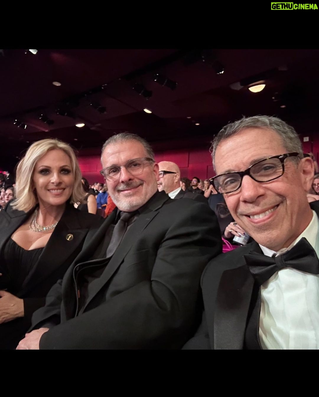 Actress Marlee Matlin HD Instagram Photos and Wallpapers December 2023 ...