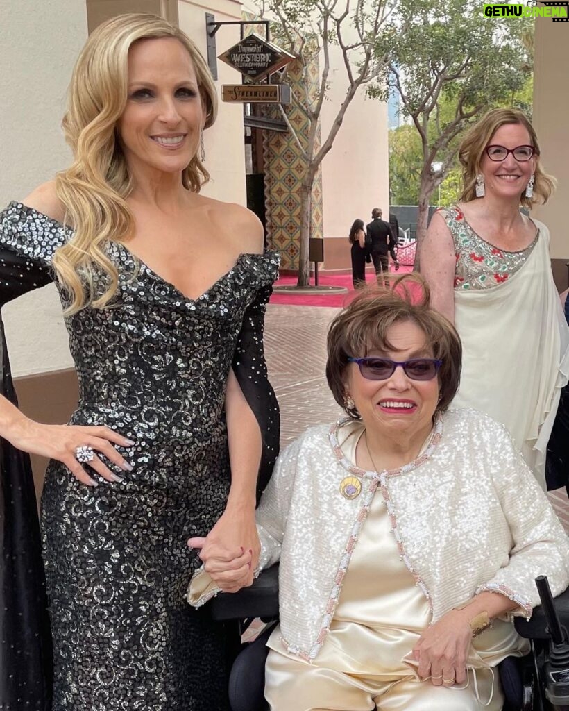 Actress Marlee Matlin HD Instagram Photos and Wallpapers April 2023 ...