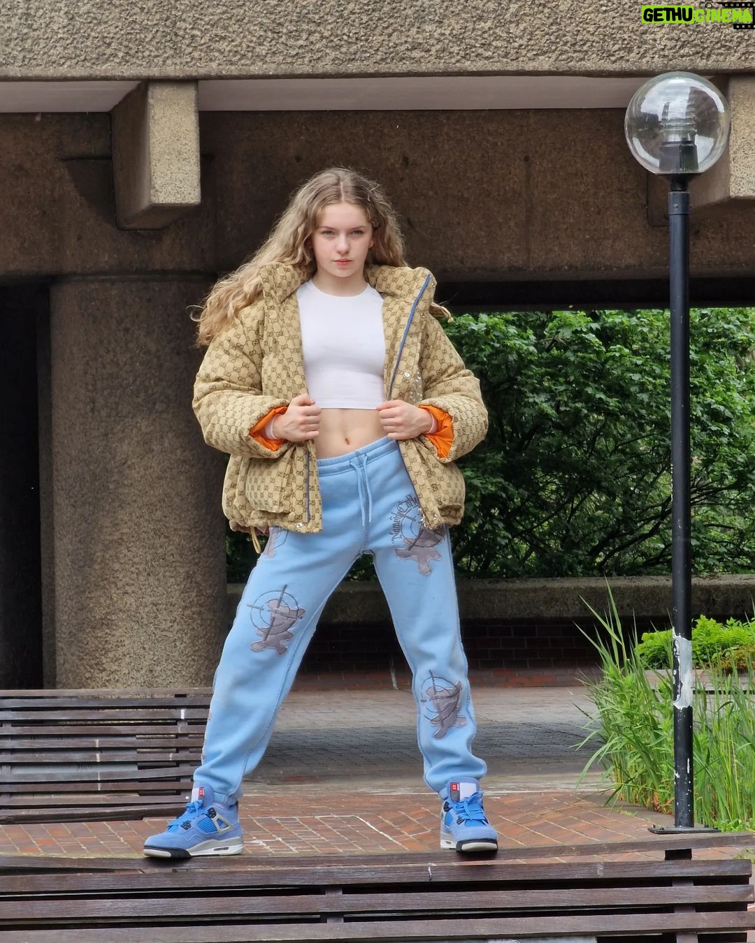 Meesha Garbett Instagram – Great day with @nickmolnarphotography ️ ...