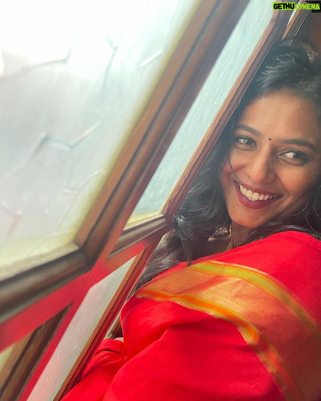 Actress Megha Thomas HD Instagram Photos and Wallpapers December 2023 ...