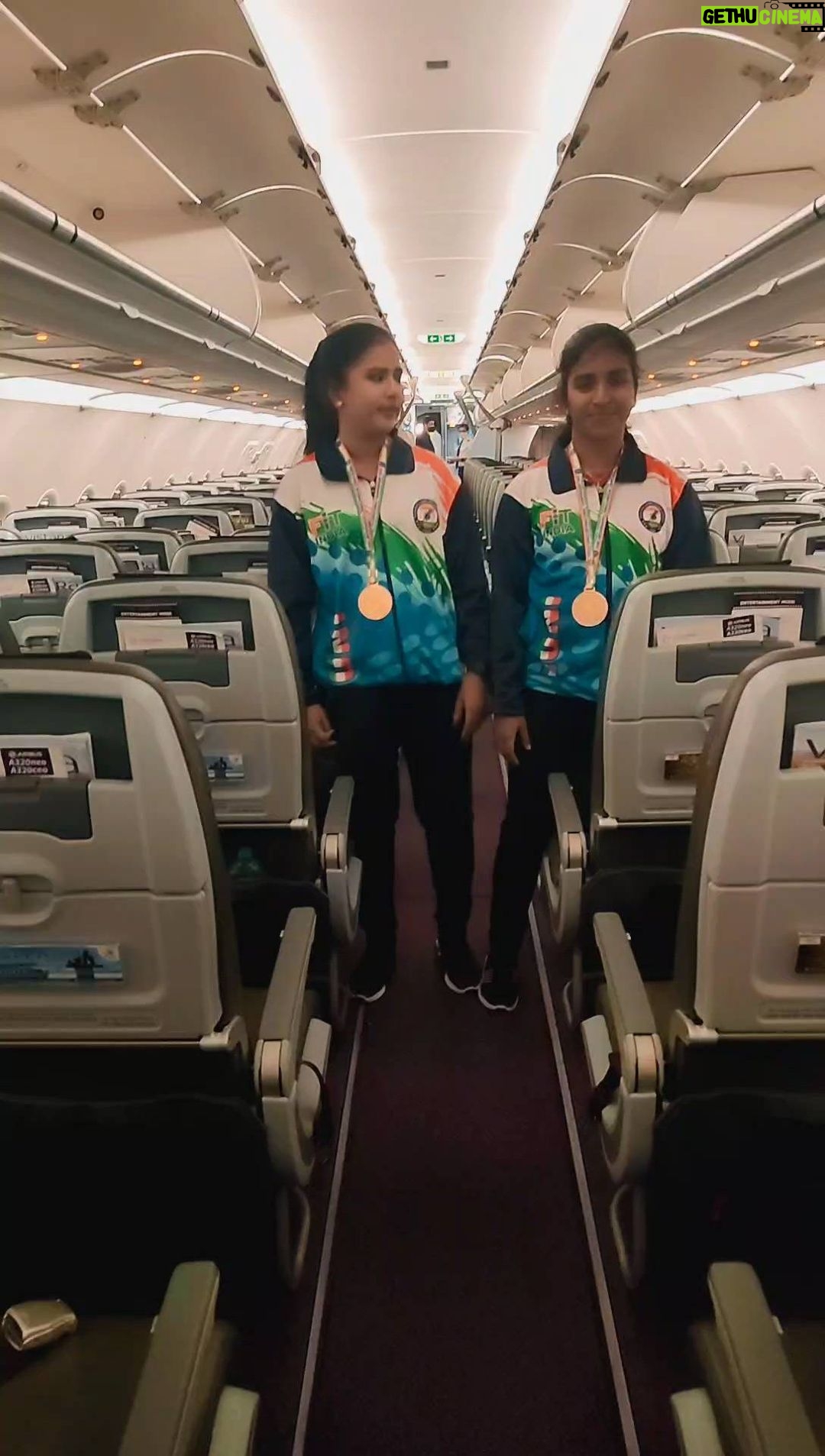 Actress Monisha Vijay HD Instagram Photos and Wallpapers February 2022 ...