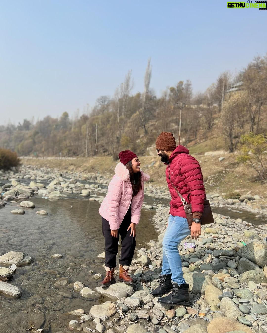 Mridula Vijay Instagram – Enjoying with my soul @yuvakrishna_official ...