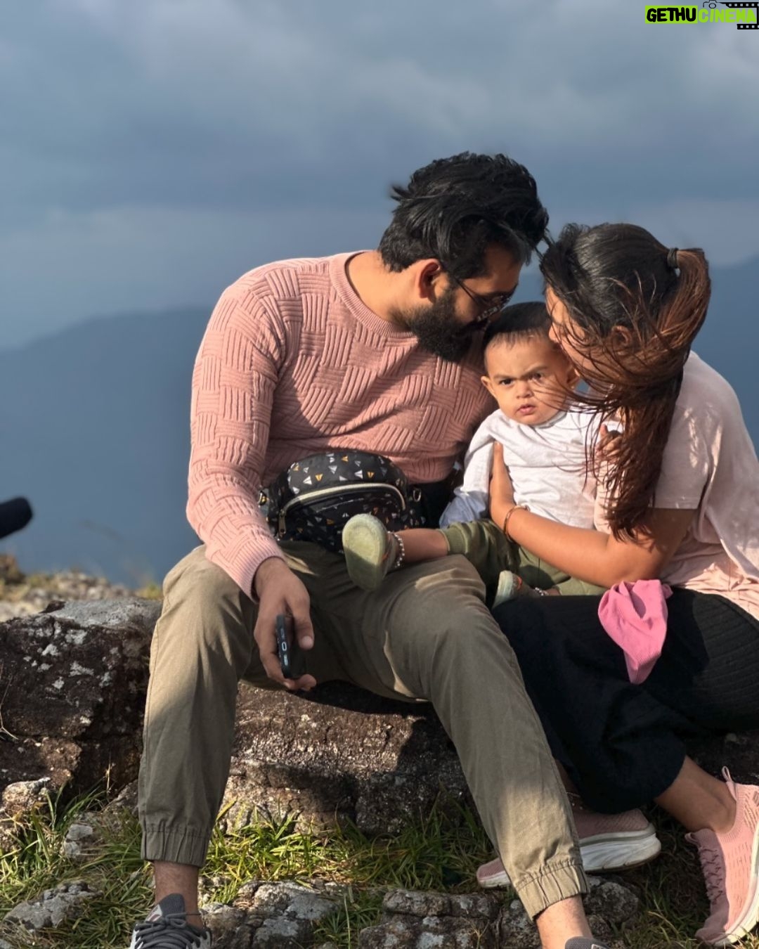 Actress Mridula Vijay HD Instagram Photos and Wallpapers June 2024 ...