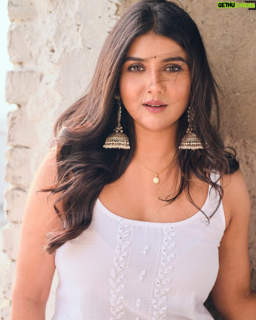 Actress Parno Mittra HD Instagram Photos and Wallpapers December 2023 ...