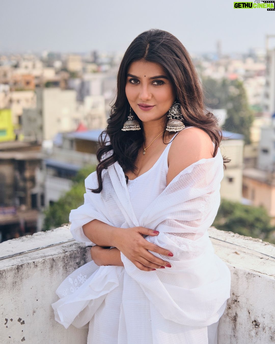 Actress Parno Mittra HD Instagram Photos and Wallpapers December 2023 ...