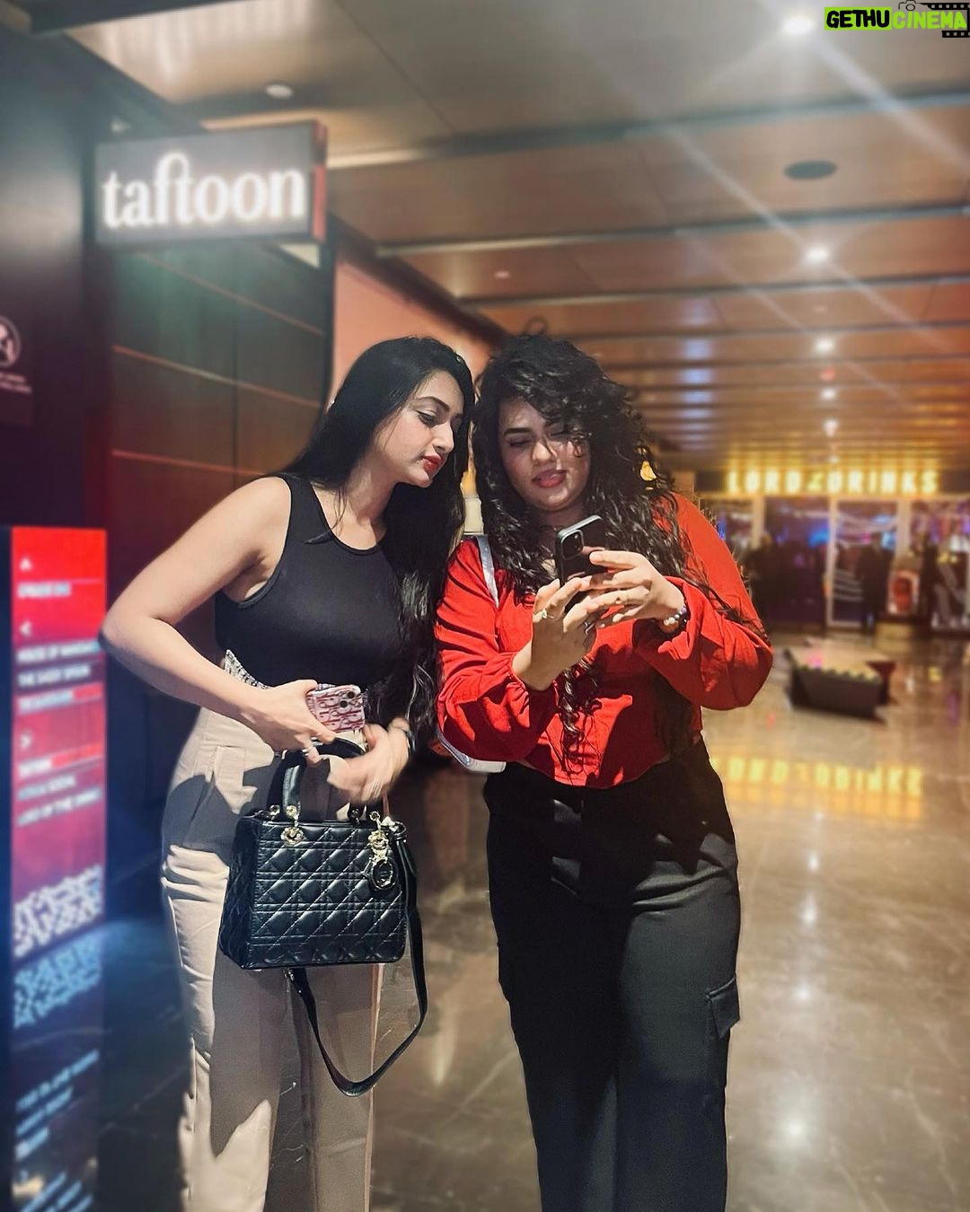 Actress Preeti Verma HD Instagram Photos and Wallpapers August 2023 ...