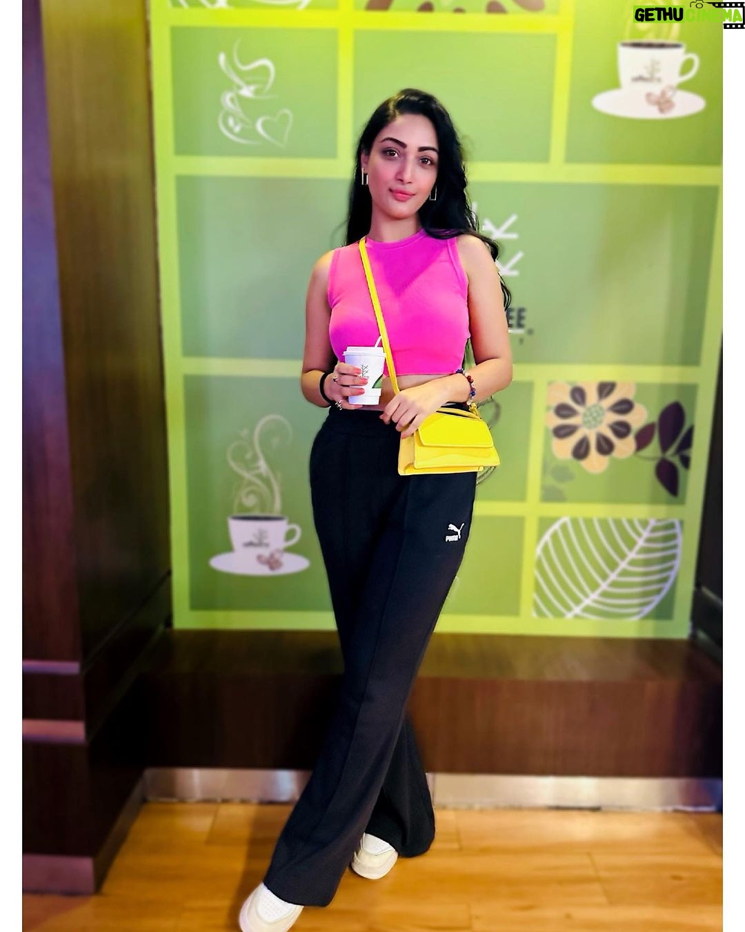 Actress Preeti Verma HD Instagram Photos and Wallpapers August 2023 ...