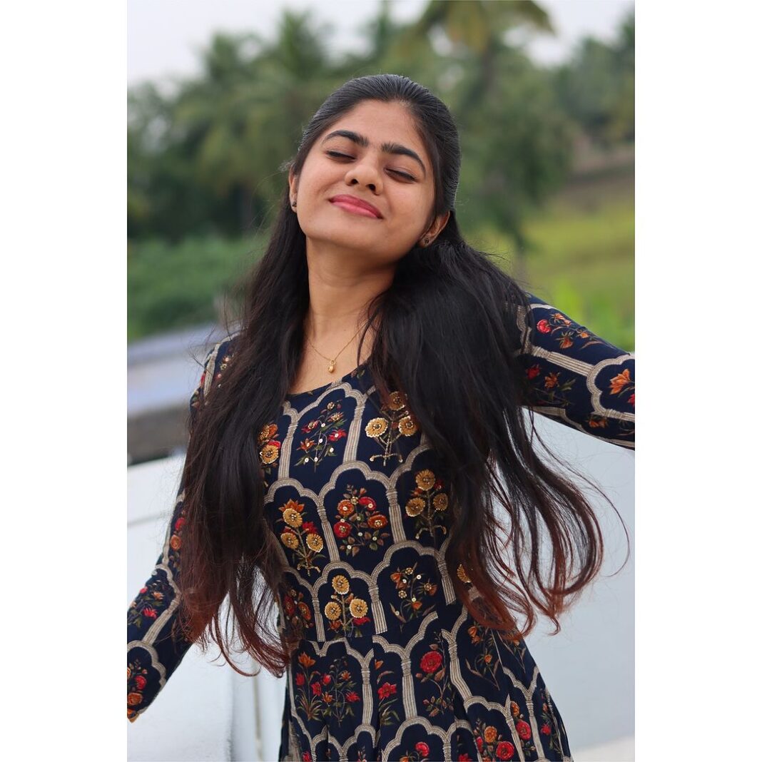 Actress Priyankha Masthani HD Instagram Photos and Wallpapers January ...