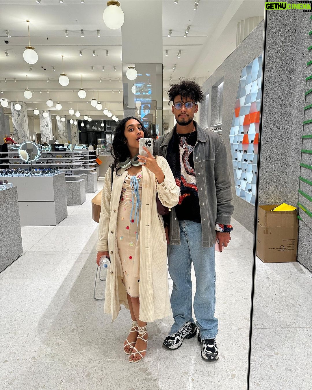 Singer Raveena Aurora HD Instagram Photos and Wallpapers September 2023 ...