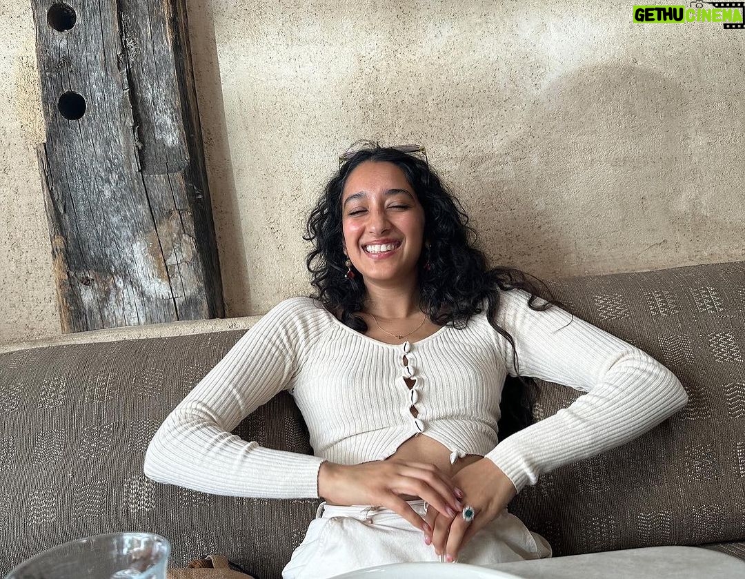 Singer Raveena Aurora HD Instagram Photos and Wallpapers September 2023 ...