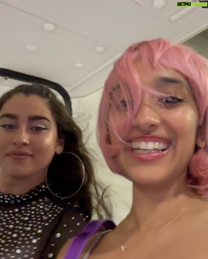 Singer Raveena Aurora Wiki, Biography, Age, Gallery, Spouse and more