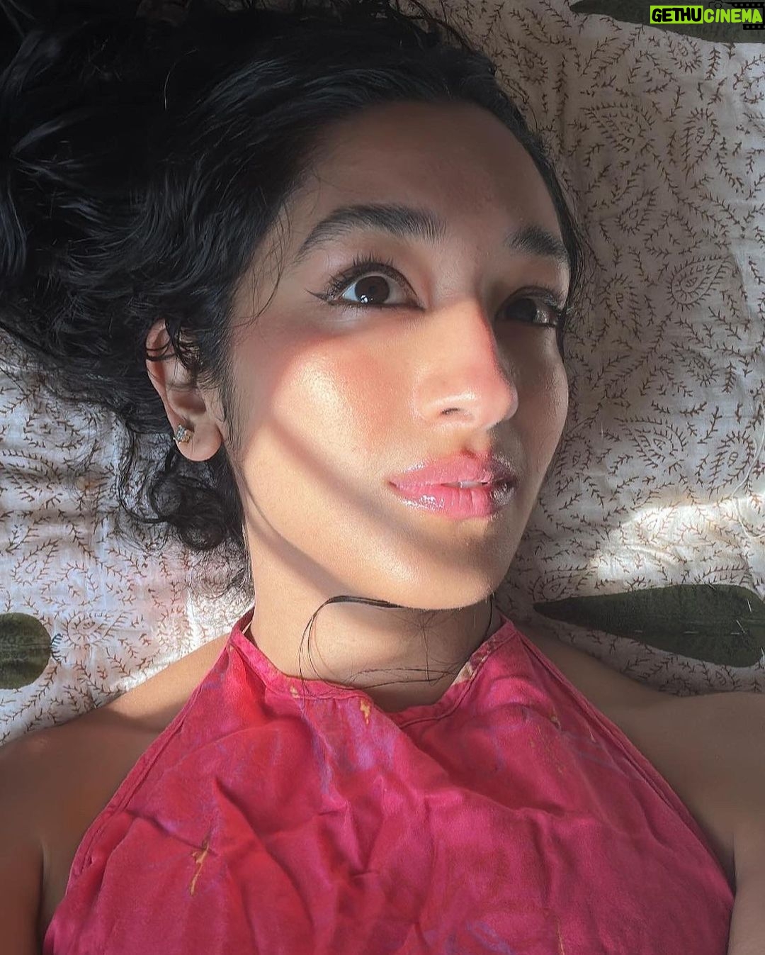 Singer Raveena Aurora HD Instagram Photos and Wallpapers February 2023 ...