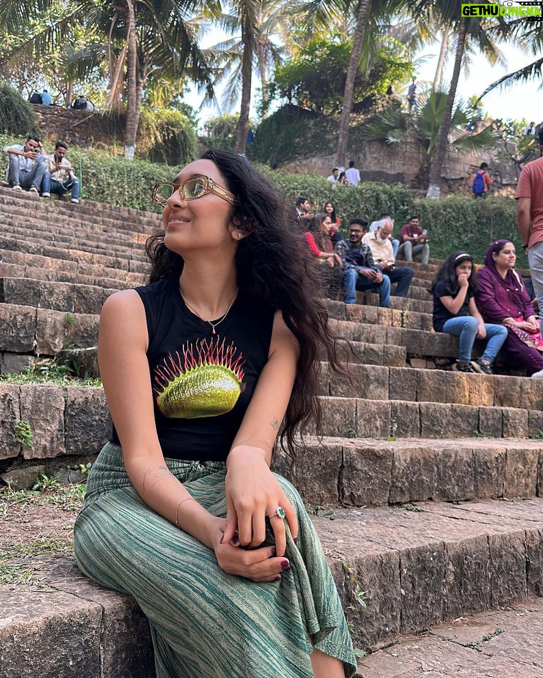 Singer Raveena Aurora HD Instagram Photos and Wallpapers February 2023 ...