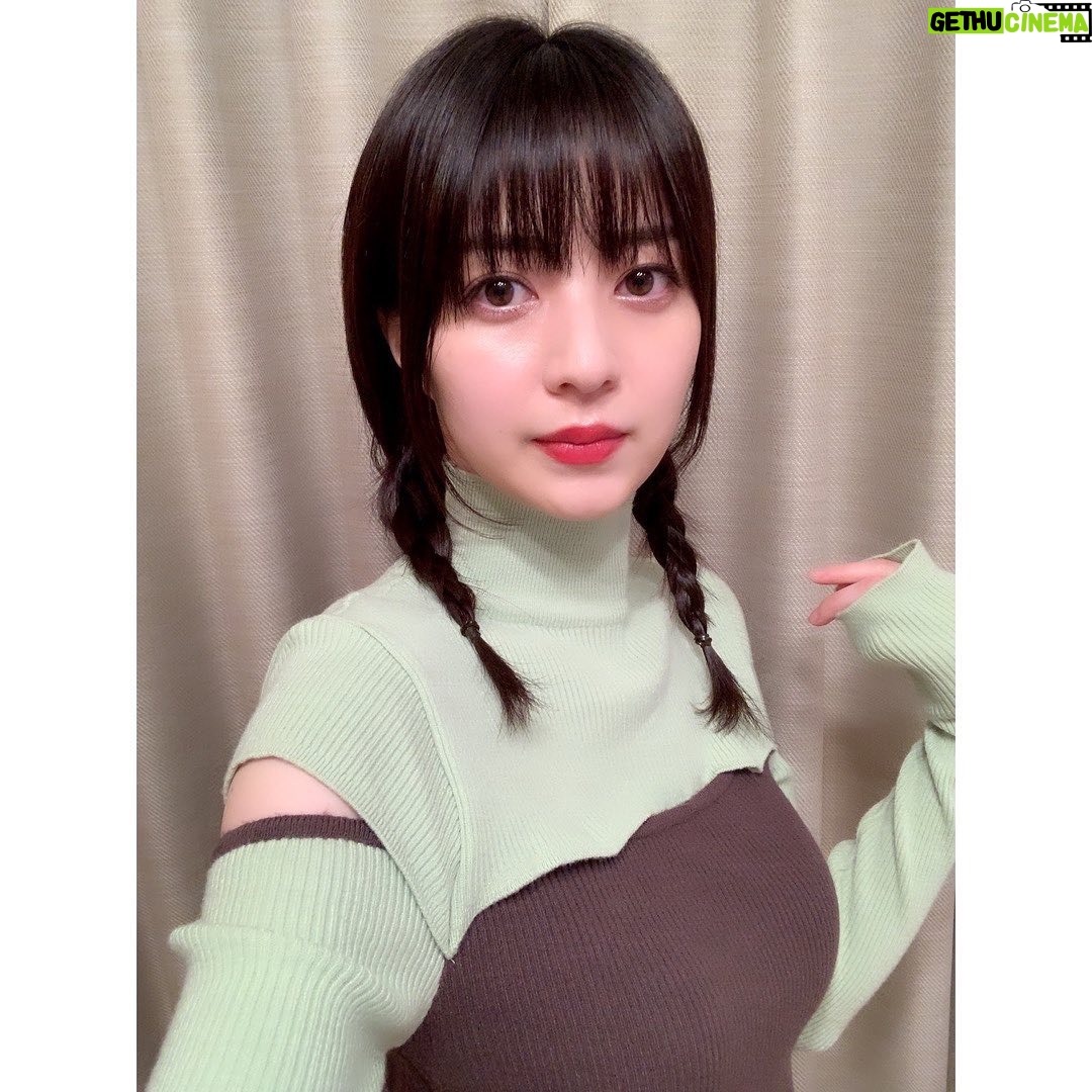 Rina Aizawa Instagram – おうちでメイクして着替えて写真撮ってみたよ🧸💚 | Gethu Cinema