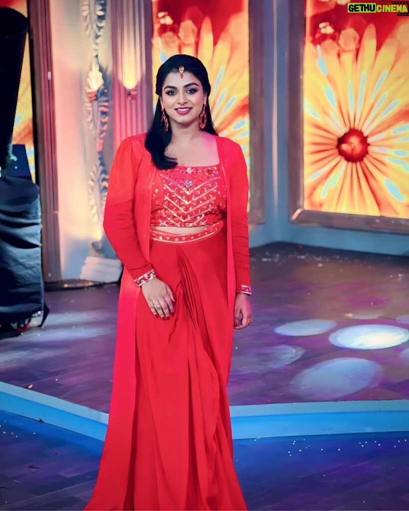 Actress Rini Raj HD Instagram Photos and Wallpapers January 2024 ...