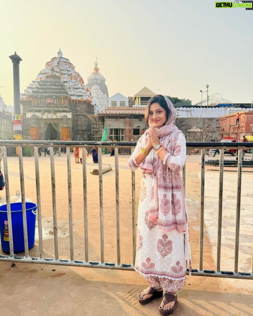 Actress Riya Dey HD Instagram Photos and Wallpapers January 2024 ...