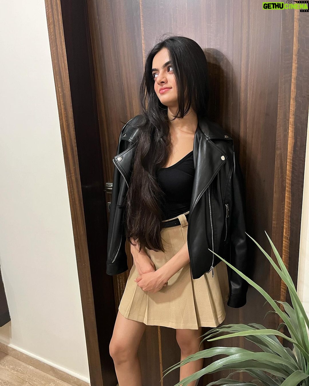 Ruhanika Dhawan Instagram – All set to dive into 2024! 🤍 # ...