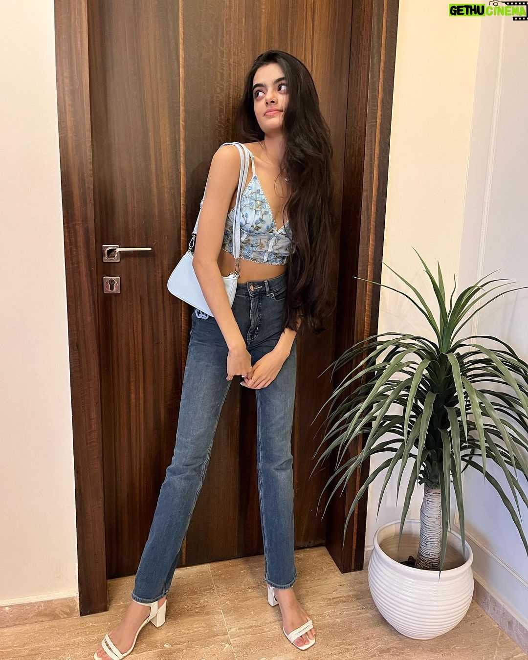 Ruhanika Dhawan Instagram – Celebrating today! 🤍 #ruhaanikadhawan ...