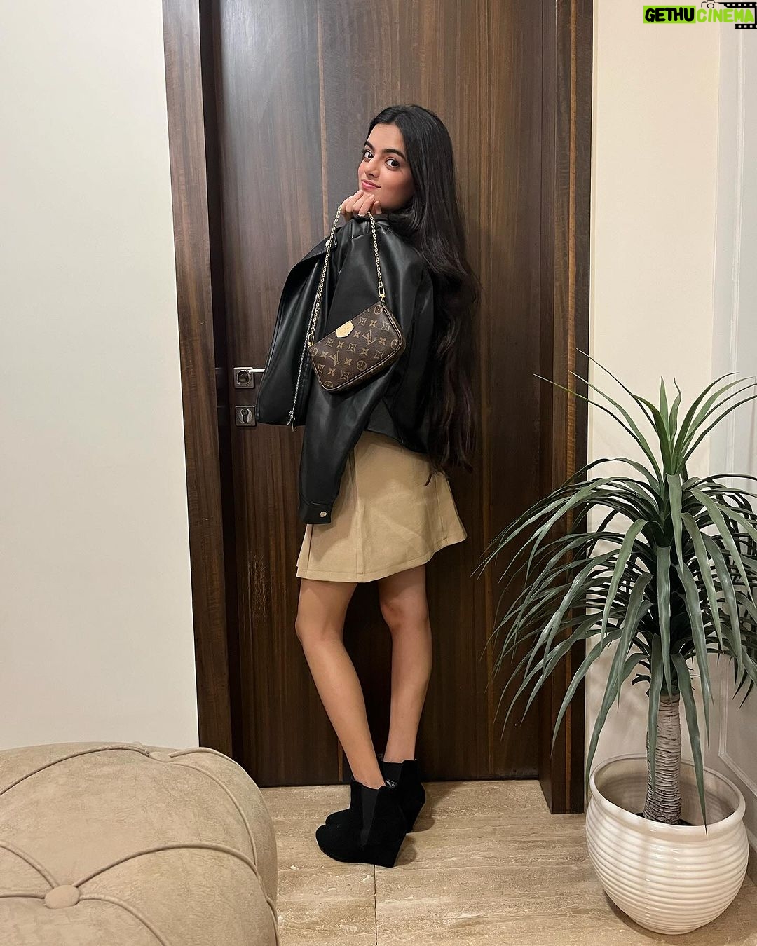 Ruhanika Dhawan Instagram – All set to dive into 2024! 🤍 # ...