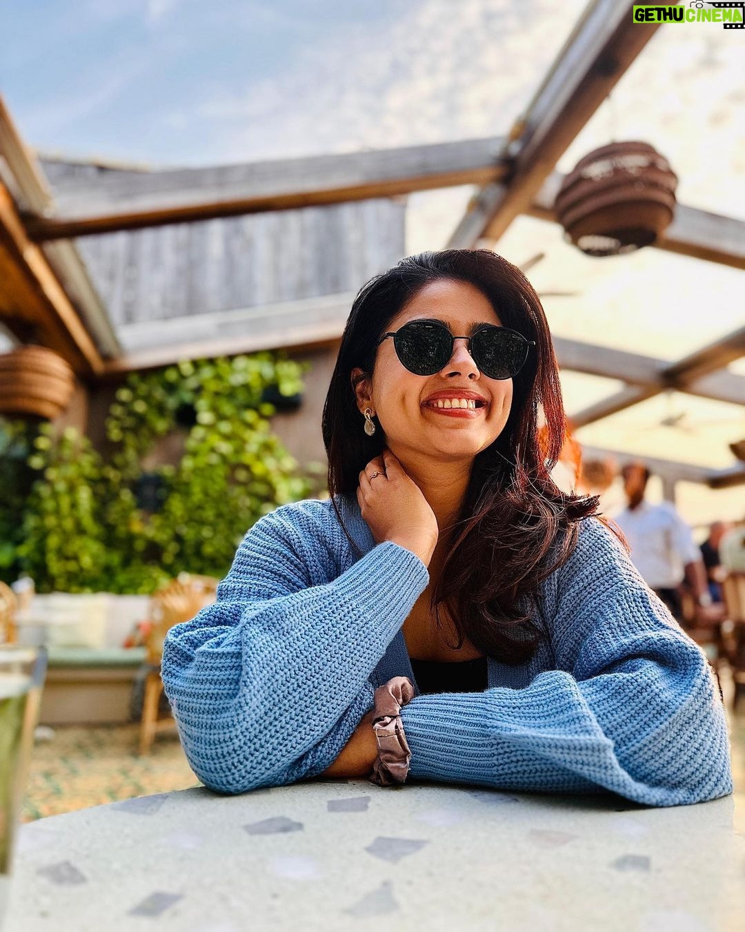 Actress Siddhi Idnani HD Instagram Photos and Wallpapers December 2023 ...