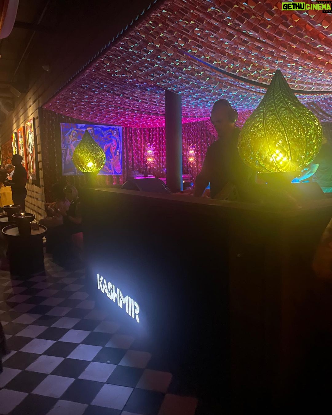 Slight Sounds ASMR Instagram – July 💅🏻🥂💫 | Gethu Cinema