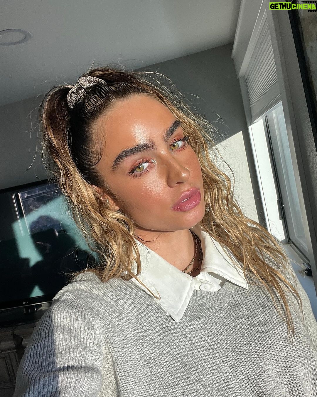 Sommer Ray Instagram – i love being home Colorado | Gethu Cinema