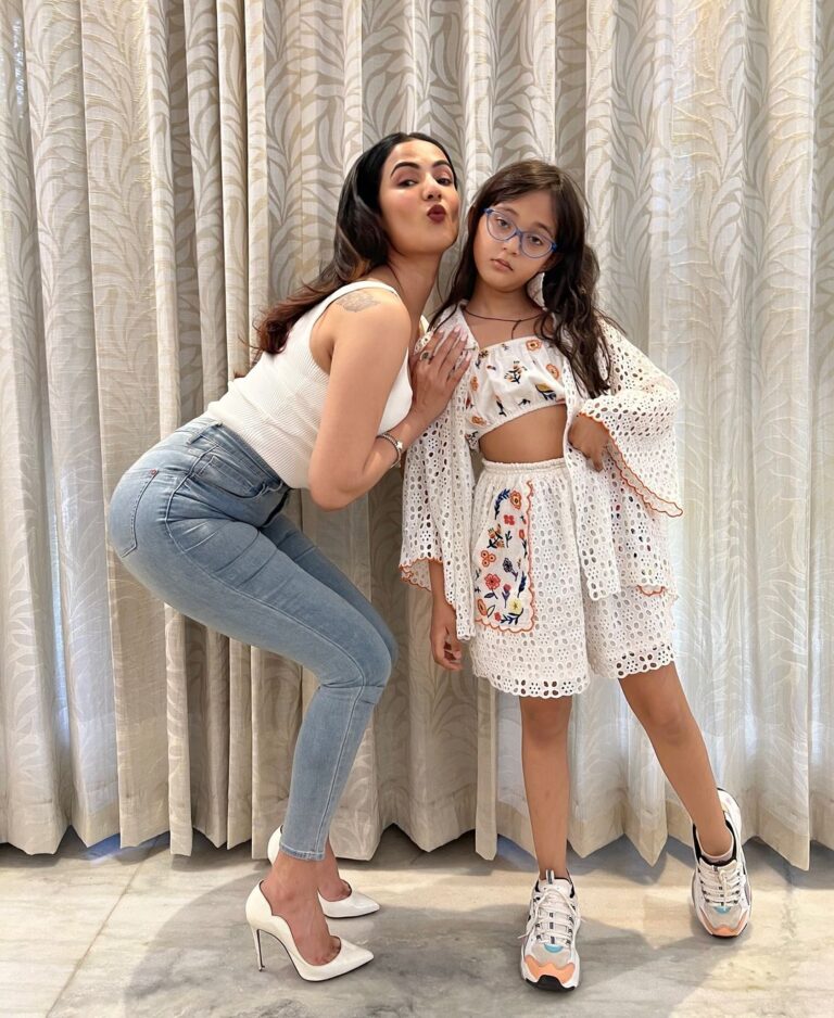 Sonal Chauhan Wiki, Biography, Age, Gallery, Spouse and more