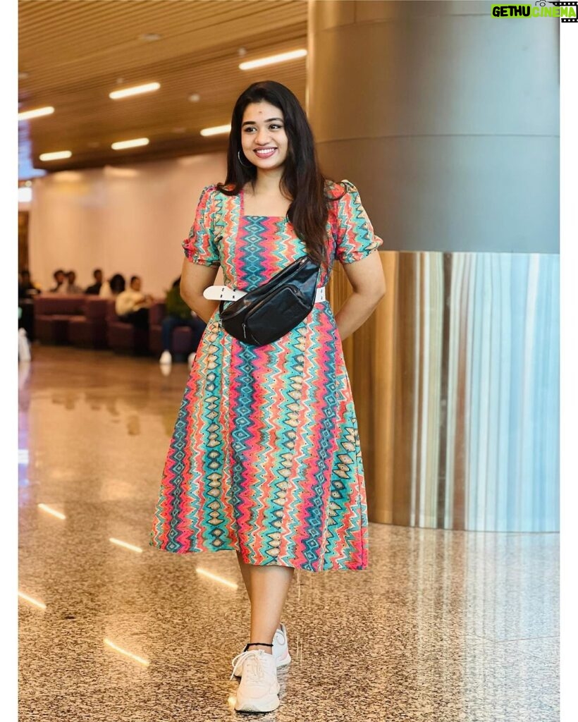 Singer Srinisha Jayaseelan HD Instagram Photos and Wallpapers February ...