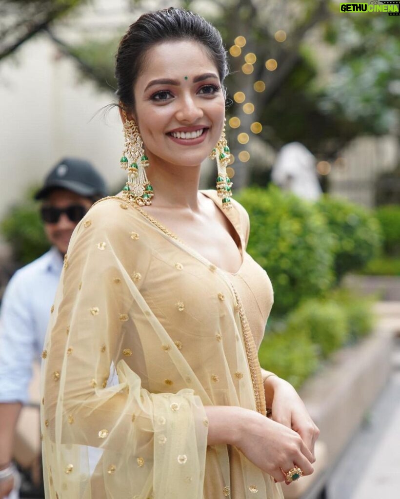 Actress Susmita Chatterjee HD Instagram Photos and Wallpapers June 2023 ...