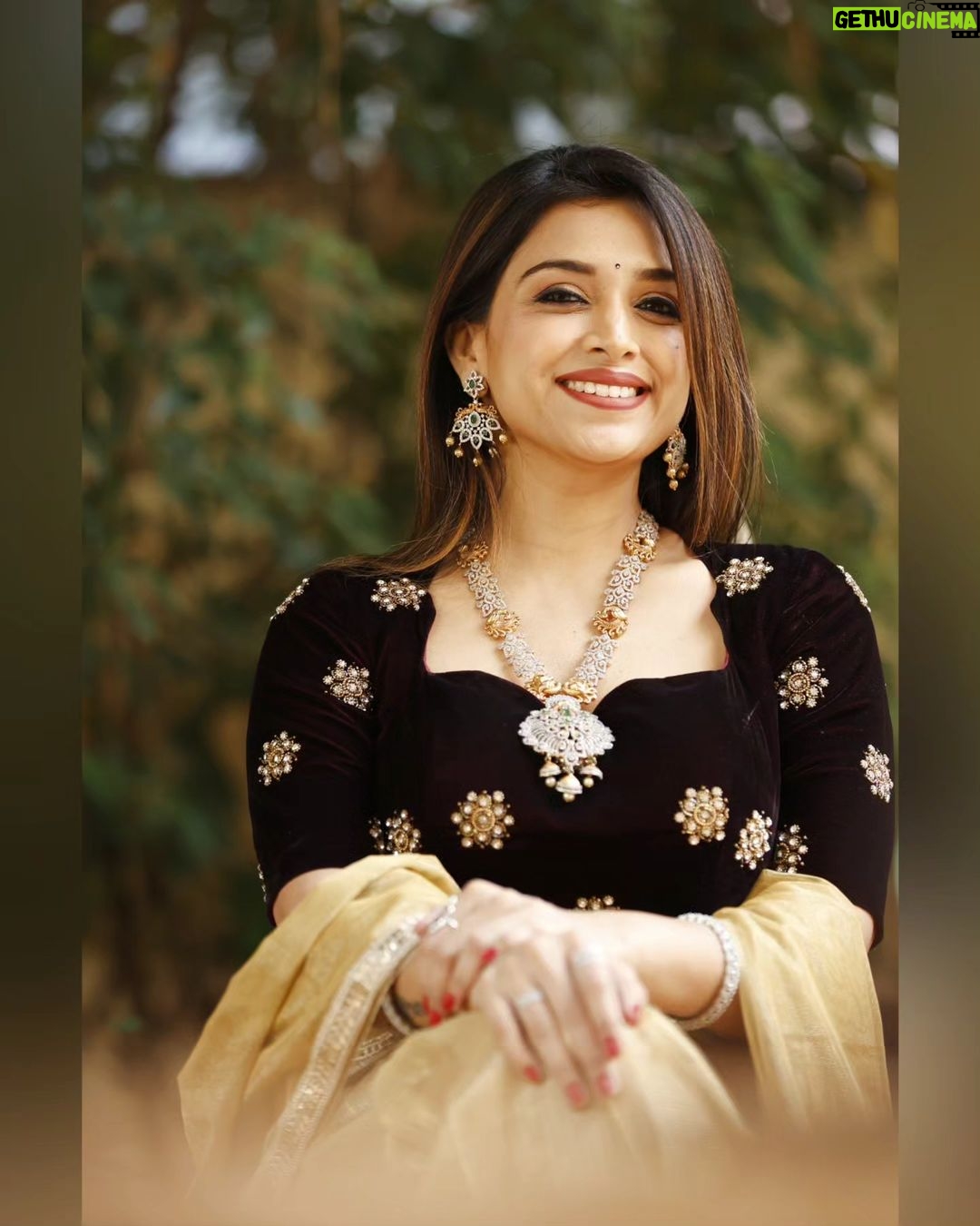 Actress Swetha Changappa HD Instagram Photos and Wallpapers November ...