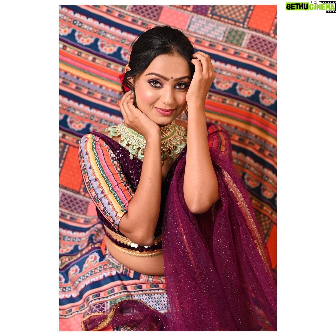 Tanvi Rao Instagram – When I dipped myself in the rainbow 🌈 Make up ...