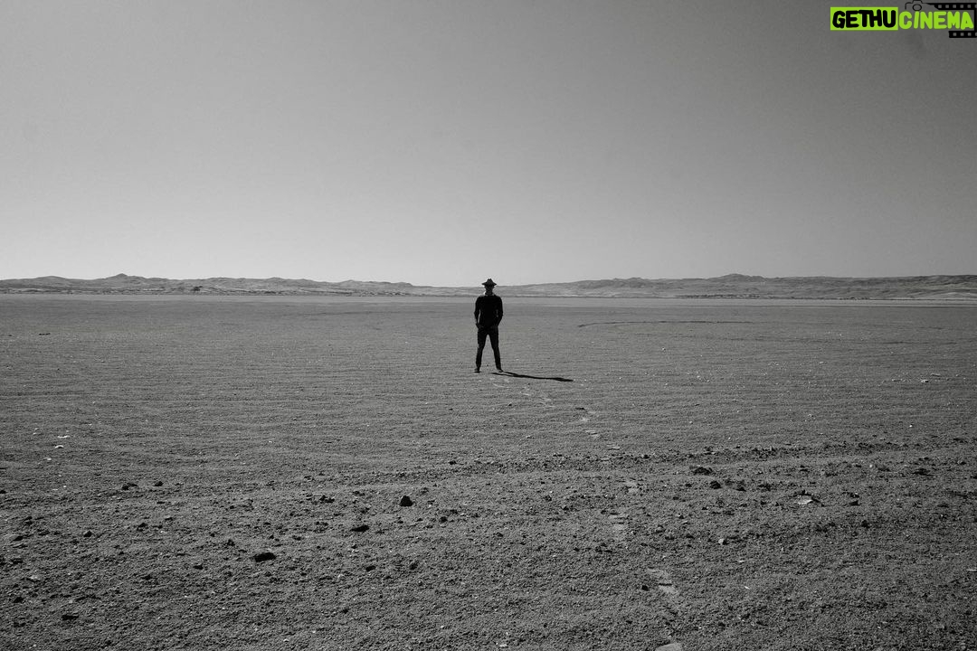 Actor Walton Goggins HD Instagram Photos and Wallpapers September 2022 ...