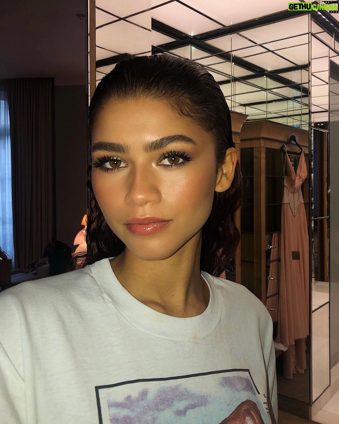 Zendaya Instagram – I took this last week, ignore the makeup on my ...