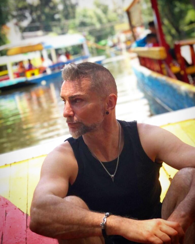 Aaron Crow’s Instagram: The Top 10 Must-See Photos