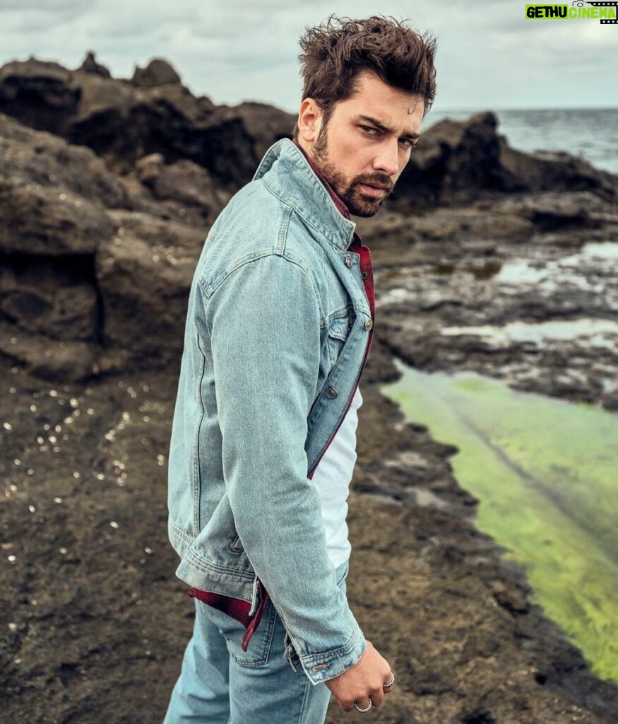 Actor Alp Navruz HD Instagram Photos and Wallpapers March 2020 | Gethu ...