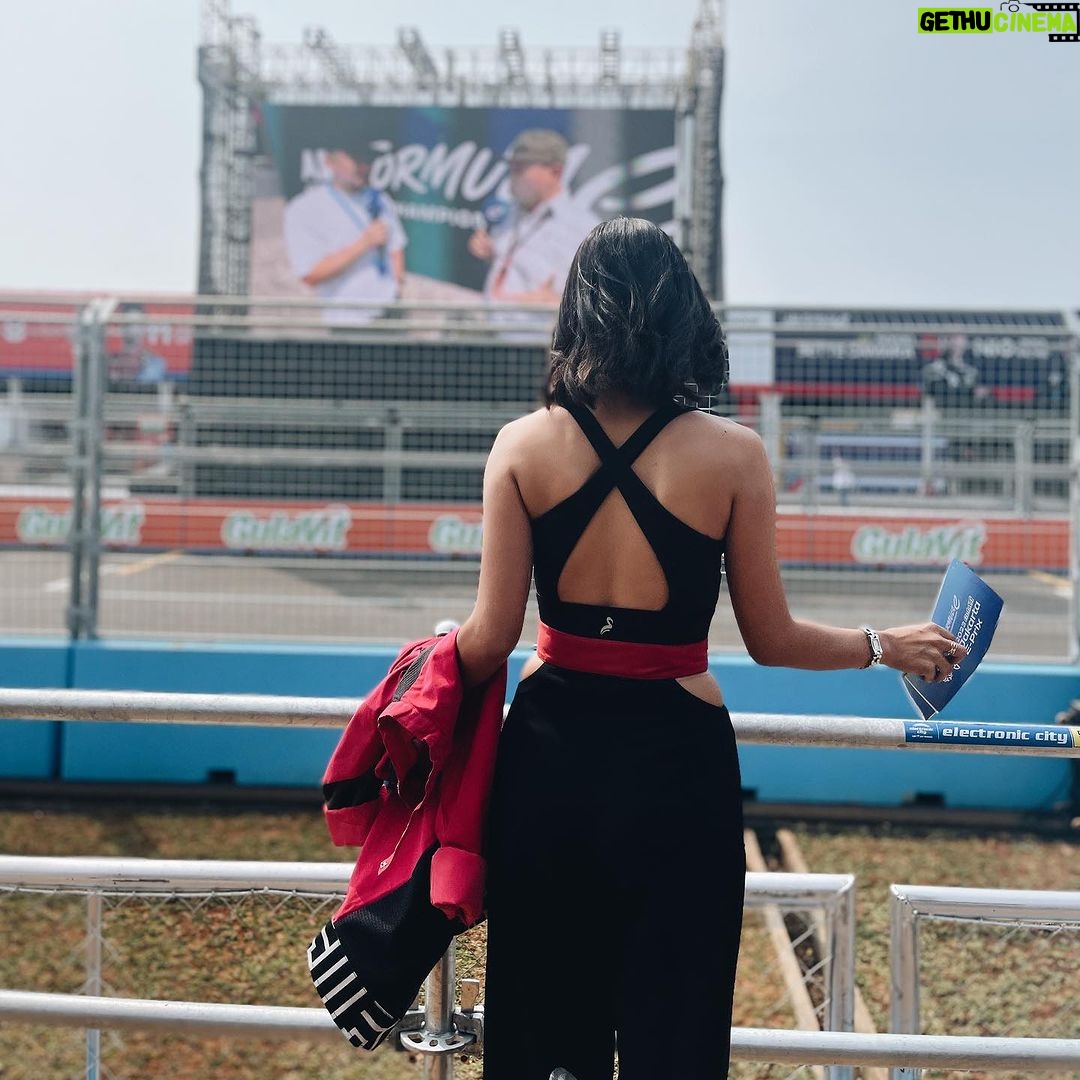 Actress Angie Ang HD Instagram Photos and Wallpapers October 2023 ...