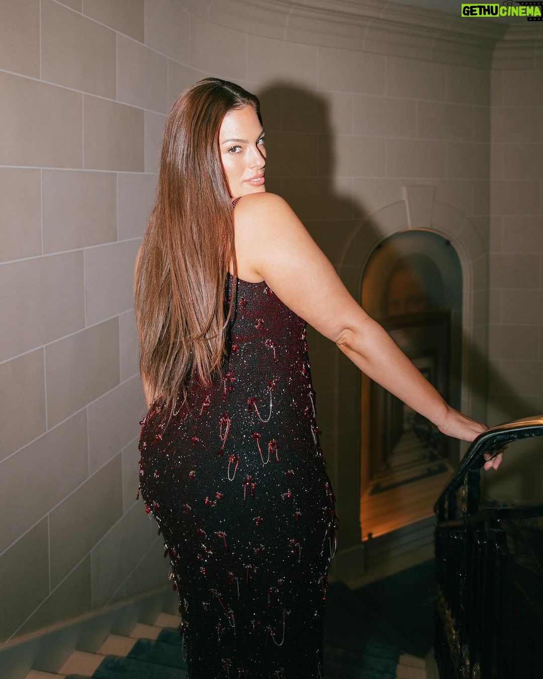 Ashley Graham Instagram – A little commotion for the dress 💃🏻custom ...