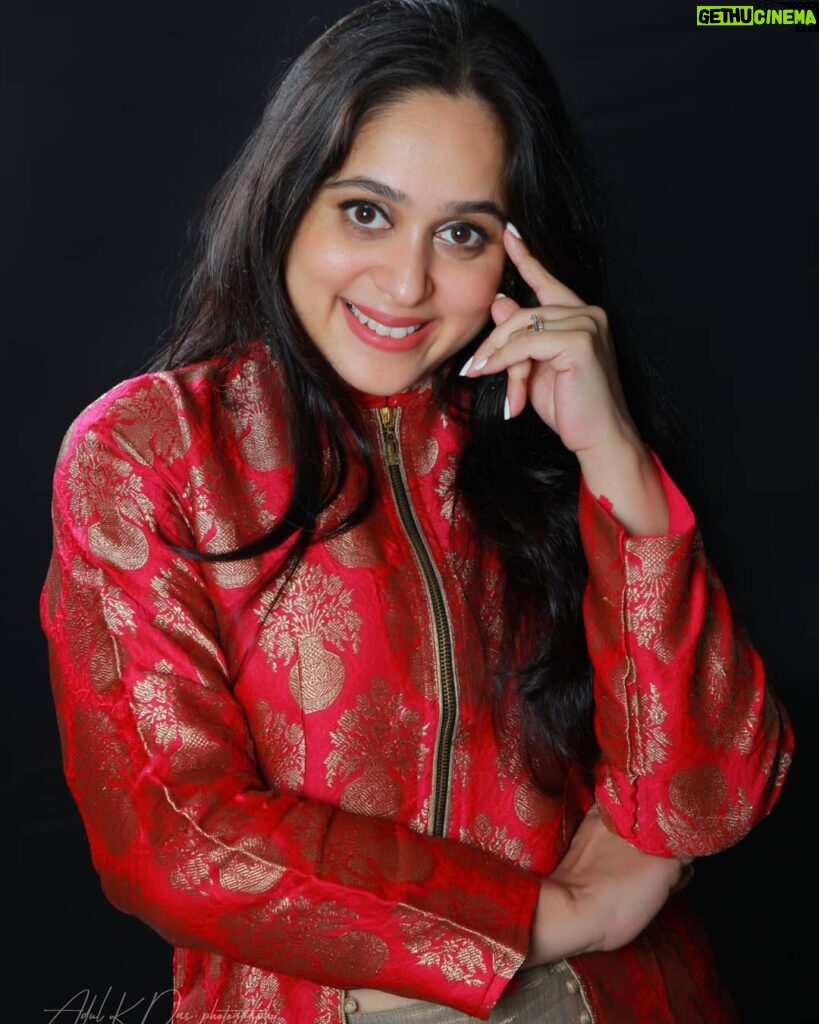 Actress Aswathi Menon HD Instagram Photos and Wallpapers May 2020 ...