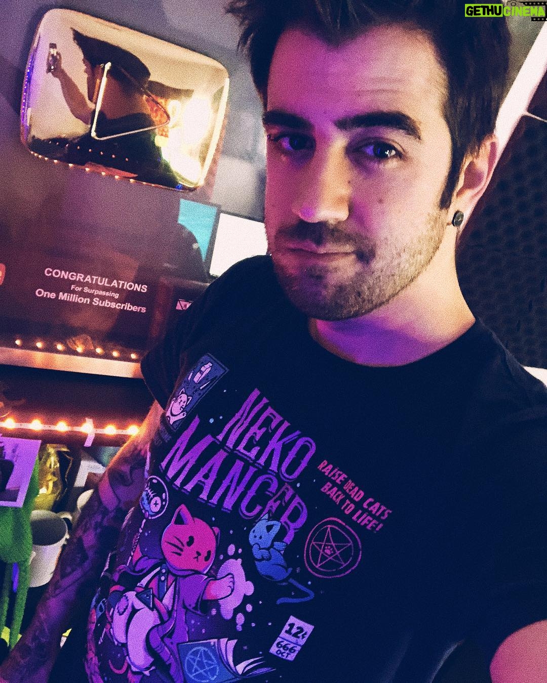 AuronPlay Instagram – he subido vídeo amics, espero que os guste xao ...