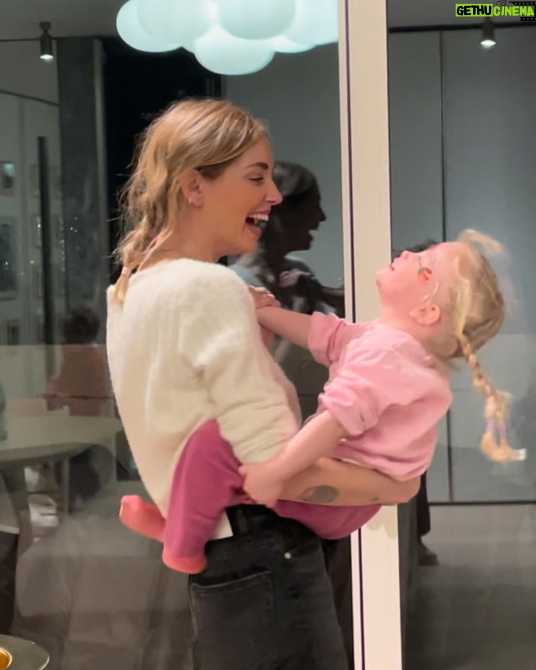 Actress Chiara Ferragni HD Instagram Photos and Wallpapers February ...