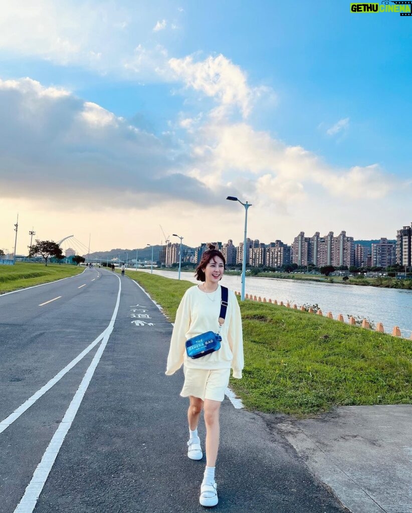 Actress DaYuan Lin HD Instagram Photos and Wallpapers November 2022 ...