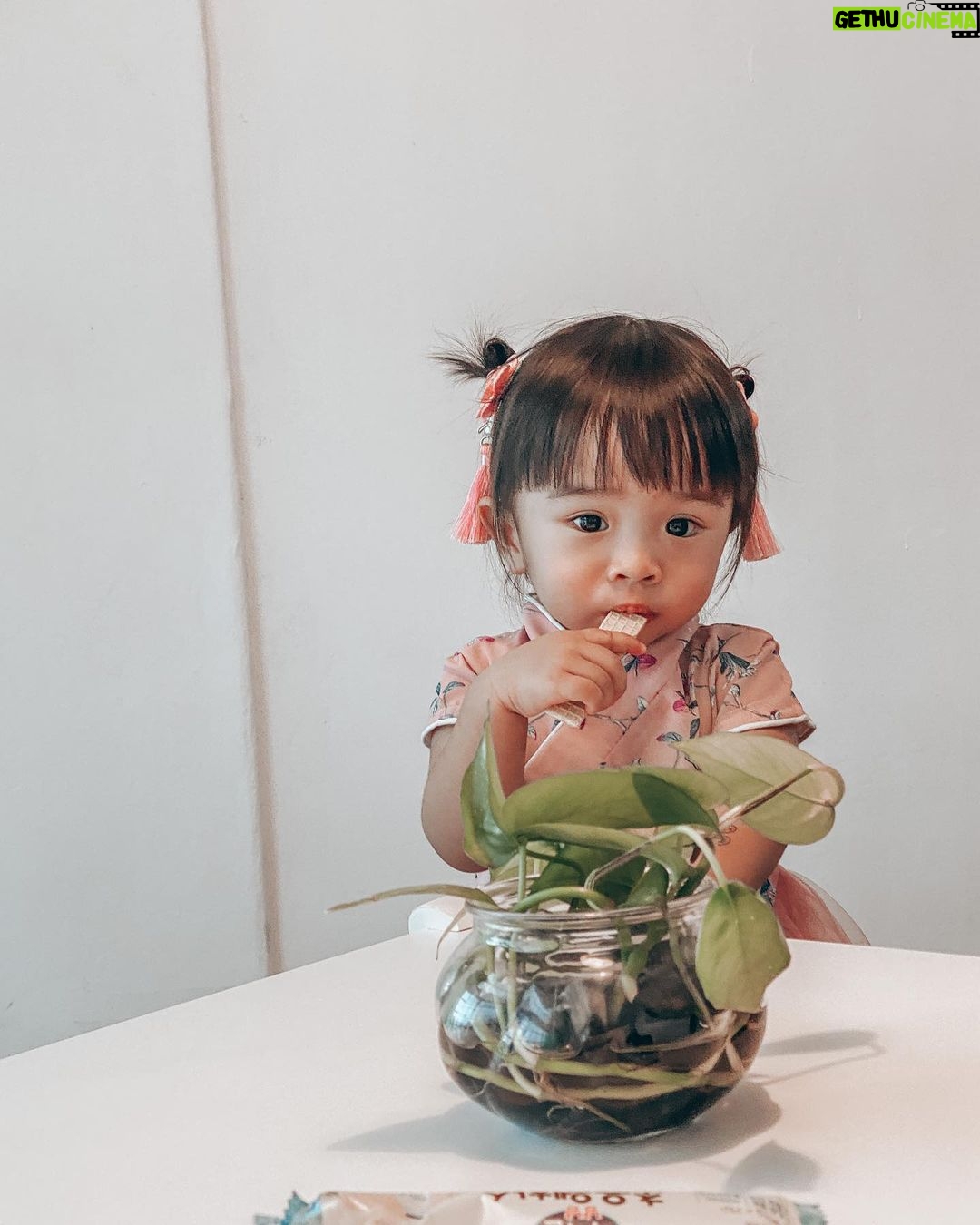 Denise Soong Ee Lyn Most Liked Photos and Posts | Gethu Cinema