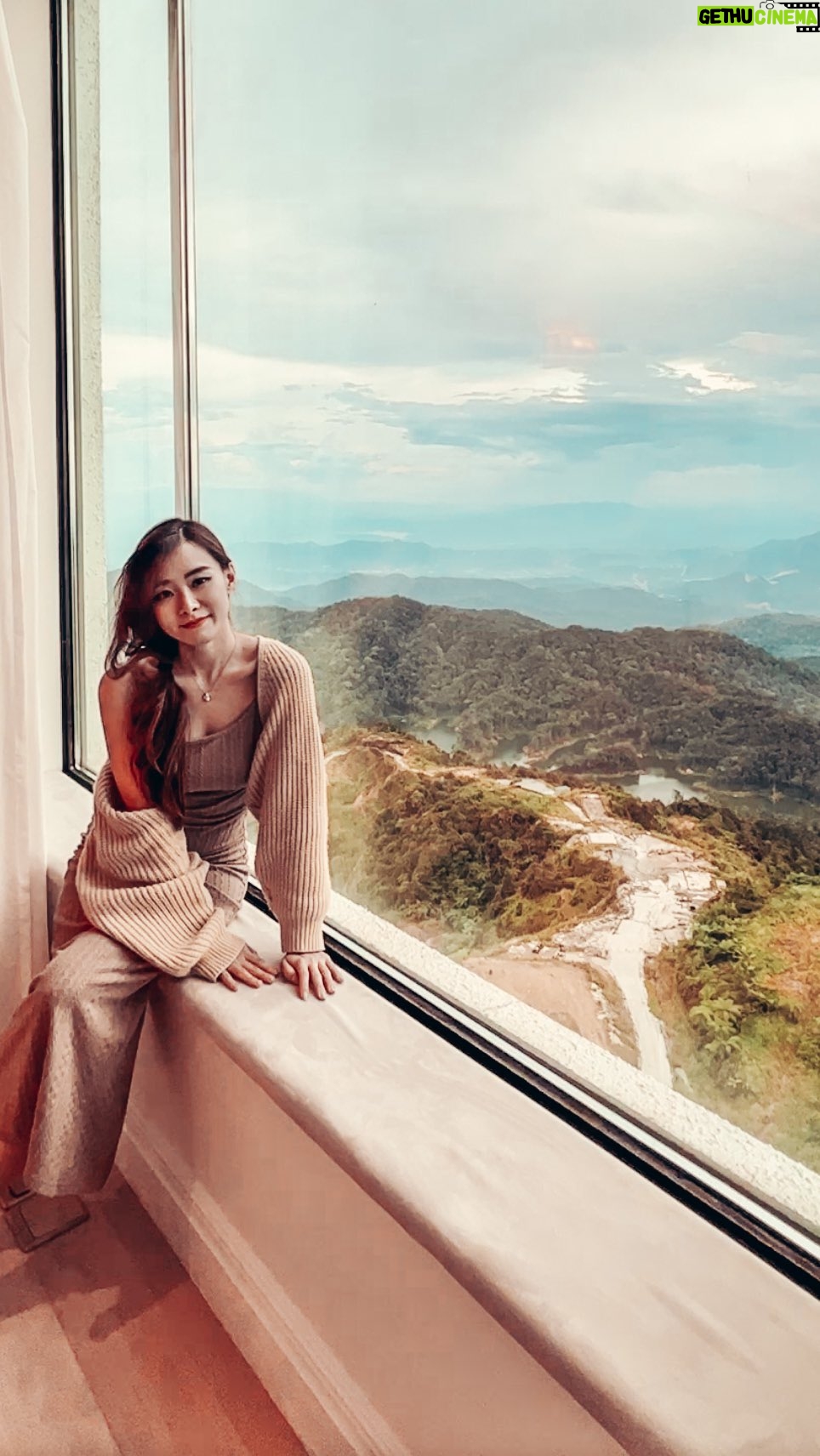 Denise Soong Ee Lyn Instagram – life feels like a movie at ...