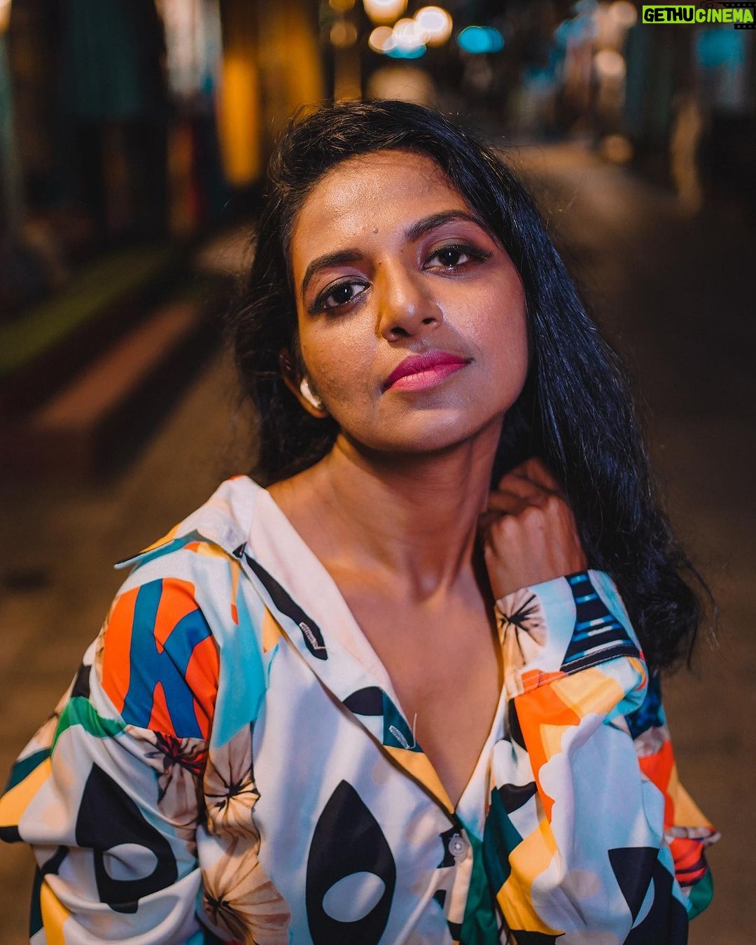 Dhanya Ananya Instagram – as blue as an orange Styling: @akhilog ...