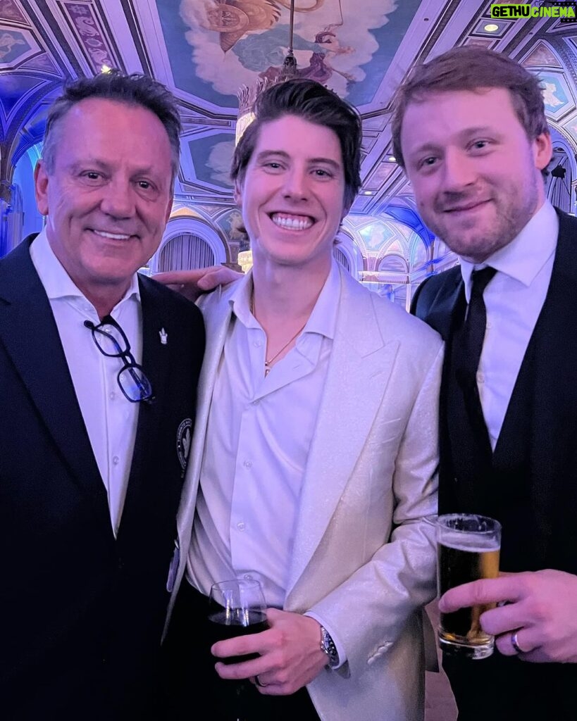 Actor Doug Gilmour HD Instagram Photos and Wallpapers February 2024 ...