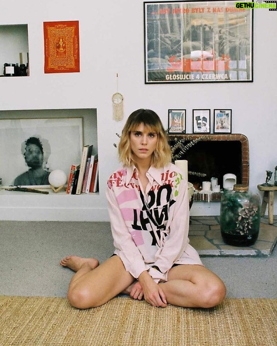 Gaia Weiss Instagram – I’m so happy to share with you this article in ...