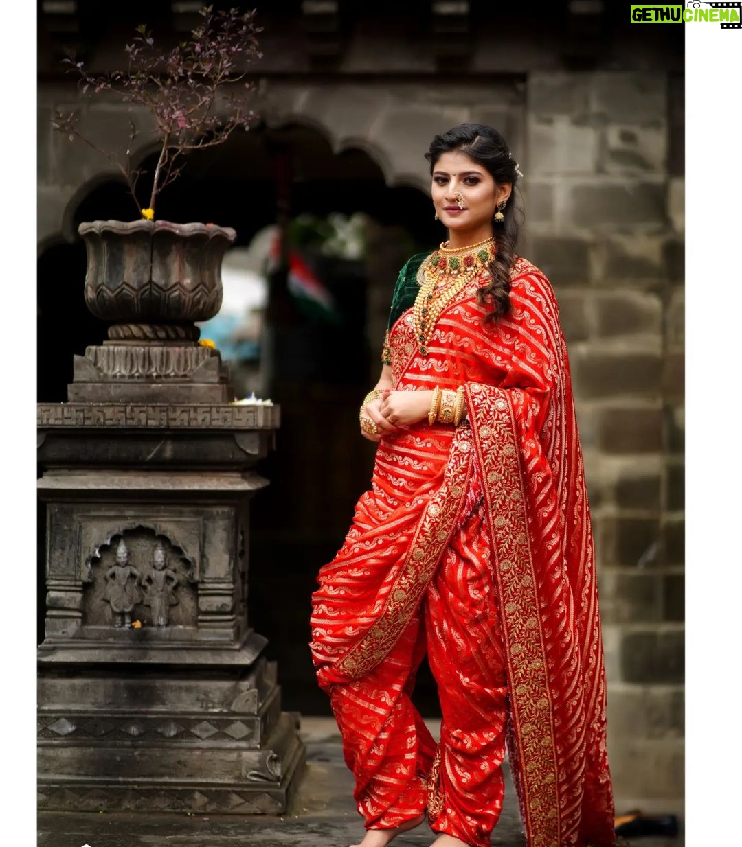 Actress Gayatri Jadhav HD Instagram Photos and Wallpapers October 2022 ...