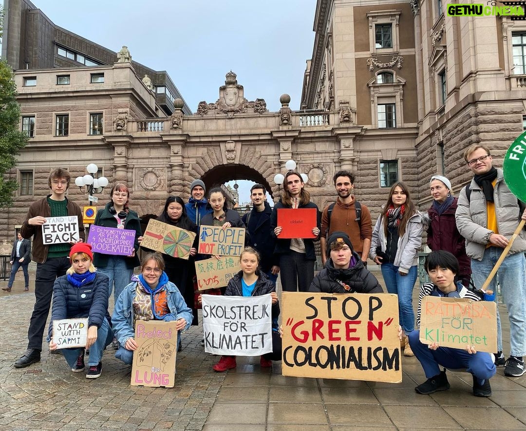 Greta Thunberg Instagram – School strike week 219. #FridaysForFuture # ...