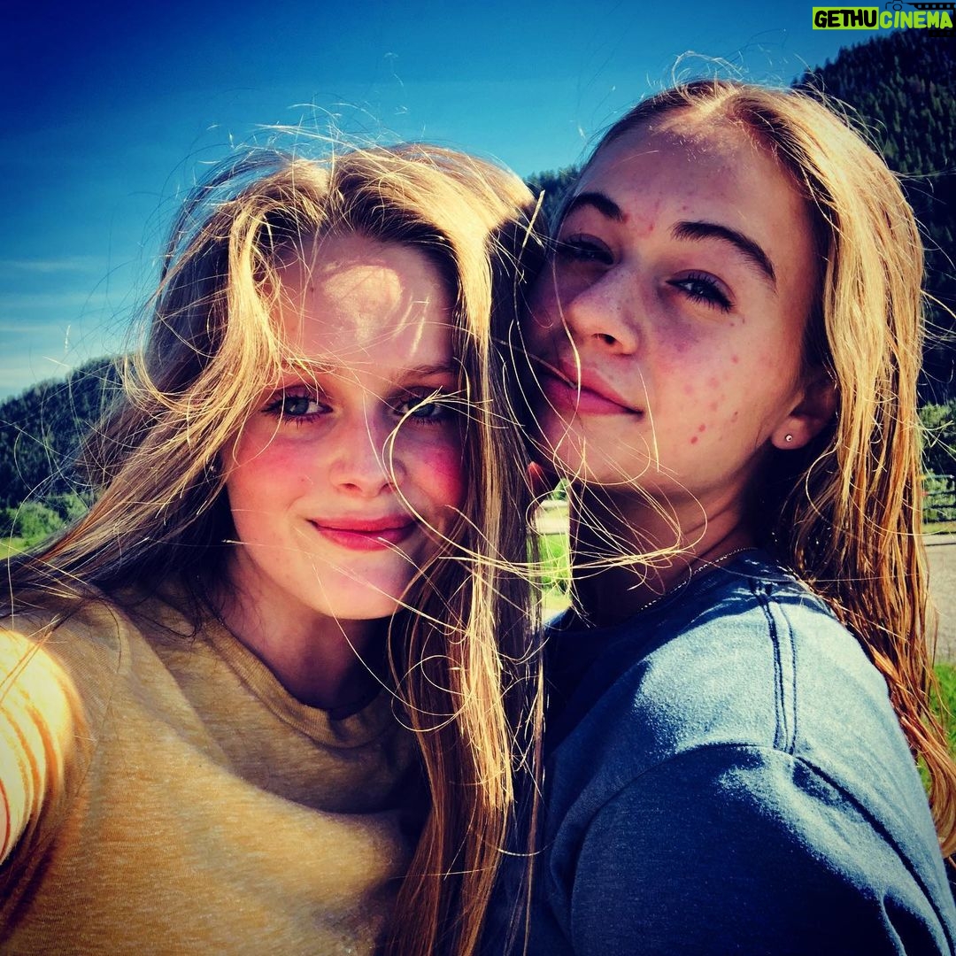 Hannah Nordberg Instagram – s u n n y s i d e | Gethu Cinema